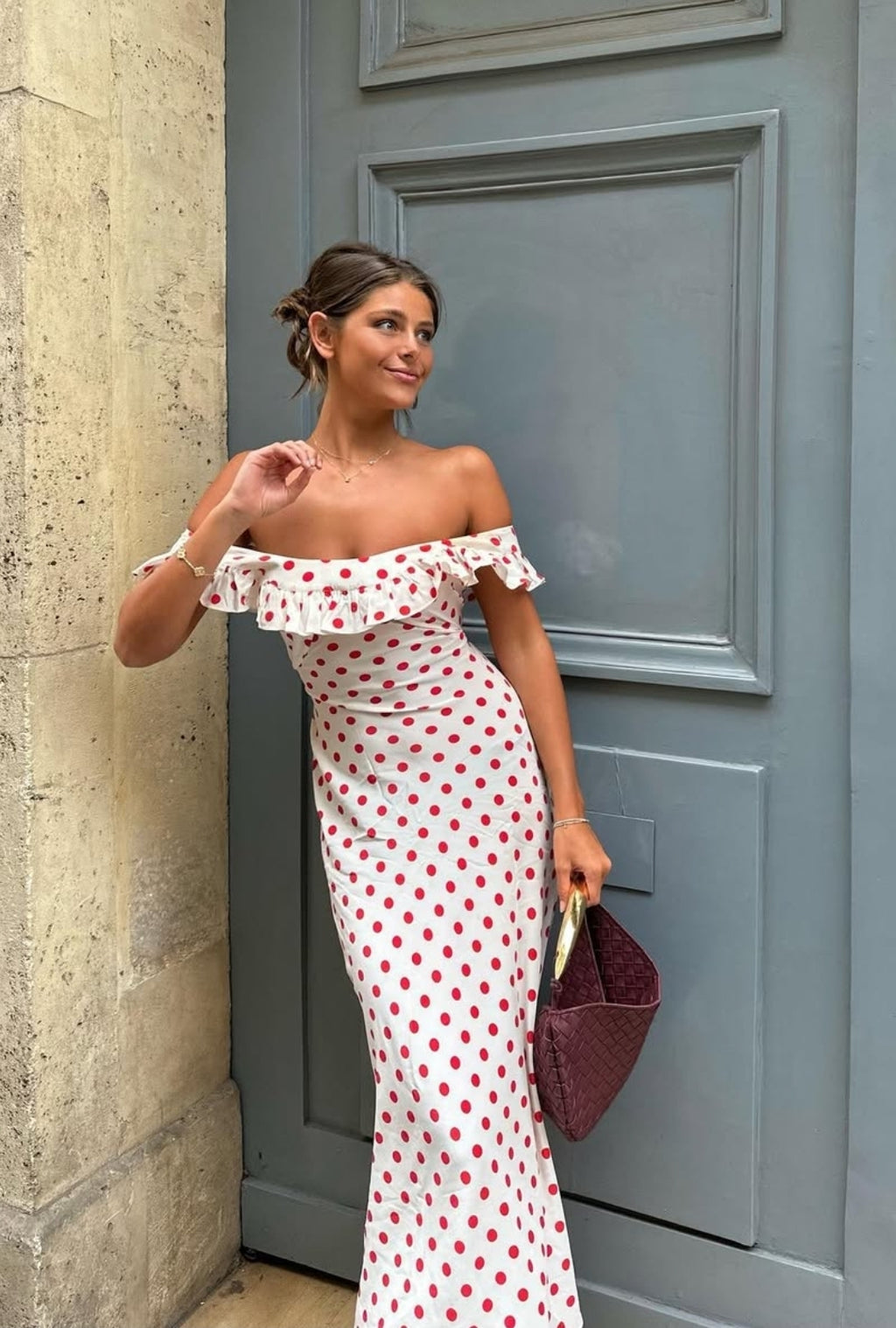 Hire REALISATION PAR The Claudia Maxi Dress in Super Dot White Red – TheOnlyDress Hire